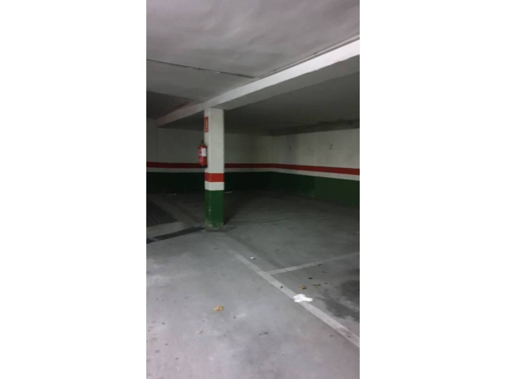 Garaje, Valladolid, Ref. 98328651 - Indomio.es