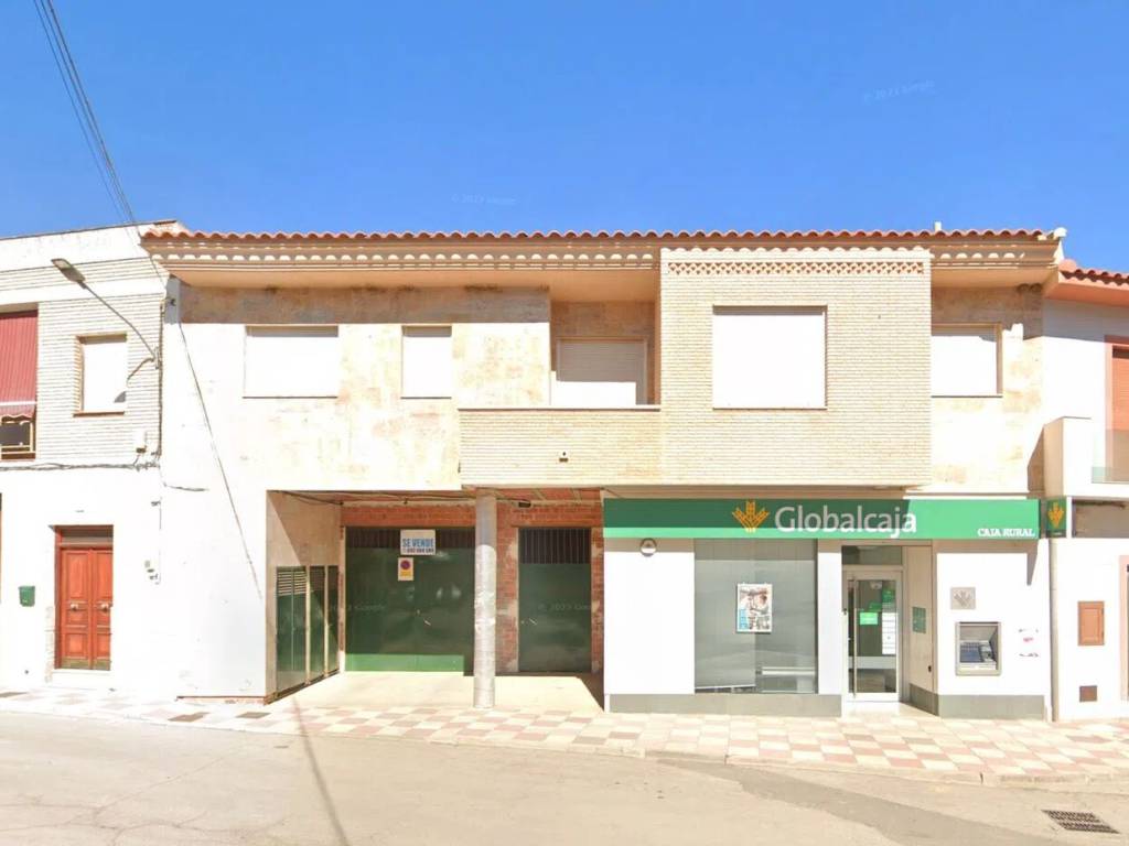 Edificio Calle C/Reina Maria Cristina, Corral de Calatrava, Ref. 98560333 - Indomio.es