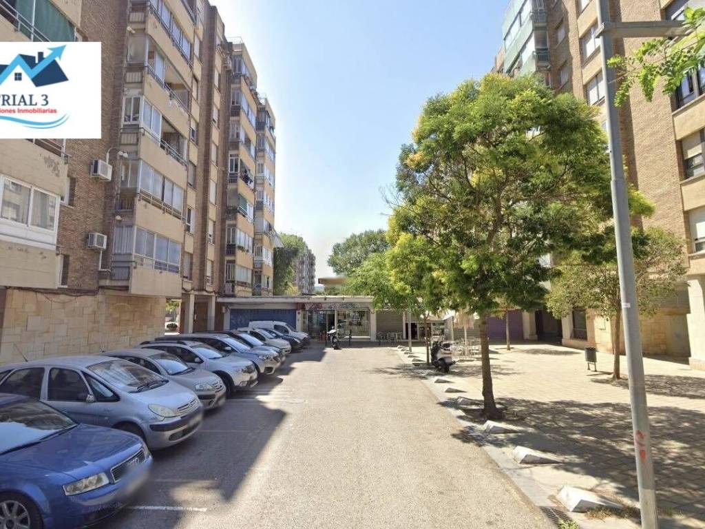 Venta Piso Viladecans. Piso de tres habitaciones en Doctor Fleming ...