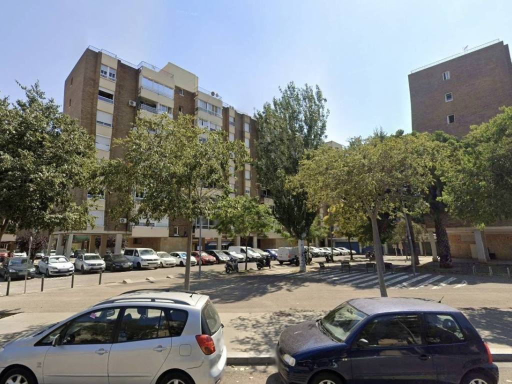 Venta Piso Viladecans. Piso de tres habitaciones en Doctor Fleming ...