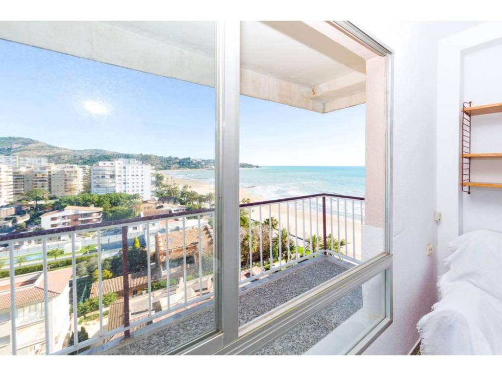 Venta Piso Benicasim - Benicàssim. Piso de dos habitaciones en Marítimo ...
