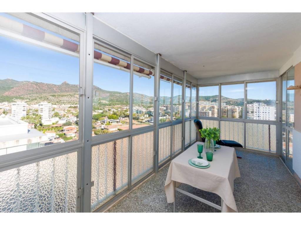 Venta Piso Benicasim - Benicàssim. Piso de dos habitaciones en Marítimo ...